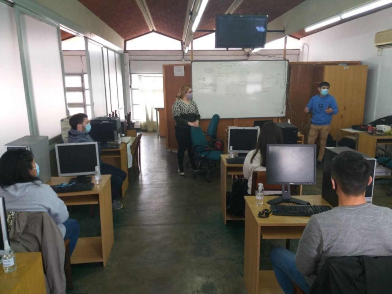 Abren las inscripciones para un curso de armado y reparación de PC gratuito en La Plata