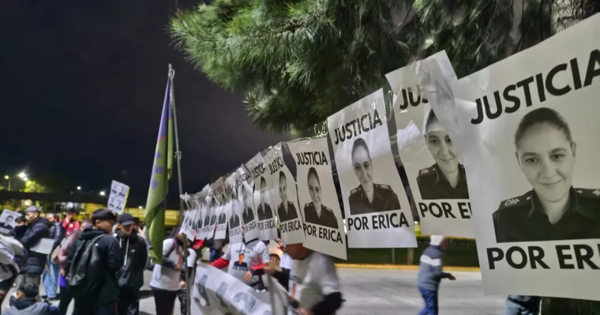 A dos meses de su muerte, una multitud marchó en Berisso para pedir ...