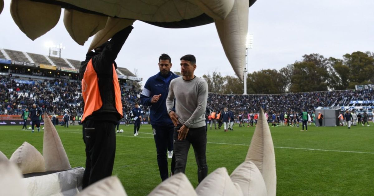 Hubo silencio de la dirigencia y Gimnasia informó la salida de Chirola ...