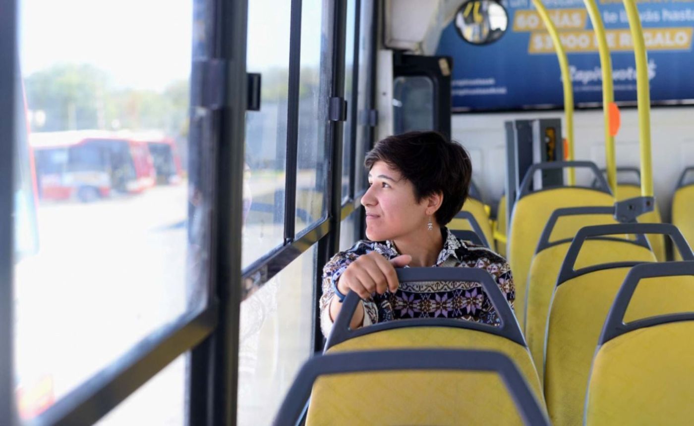 La historia de Marthina, la primera mujer que manejará un micro en las ...