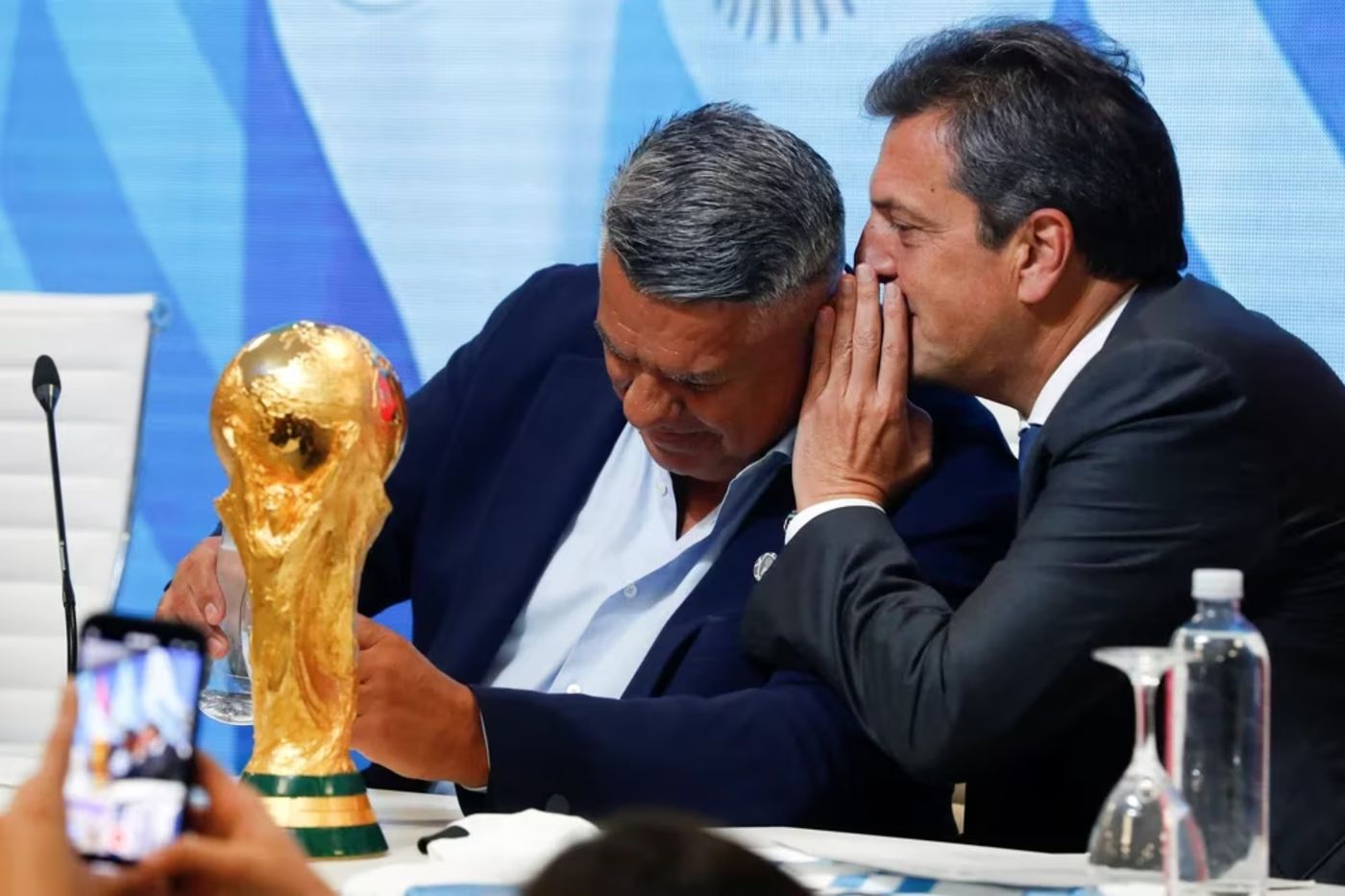 Chiqui Tapia presentó el Mundial 2030 y se esperan más sorpresas