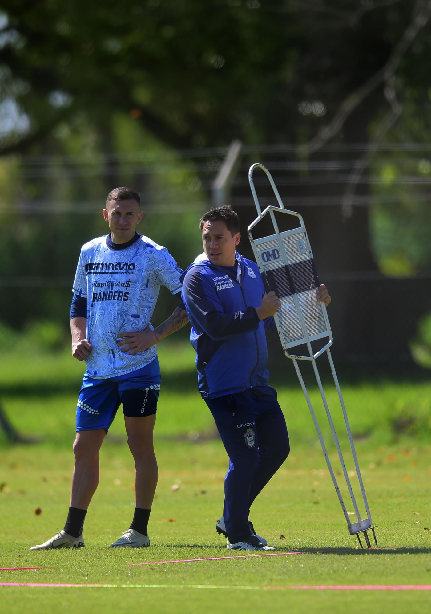 Norberto Briasco se entrena a la par del plantel de Gimnasia y podría ...