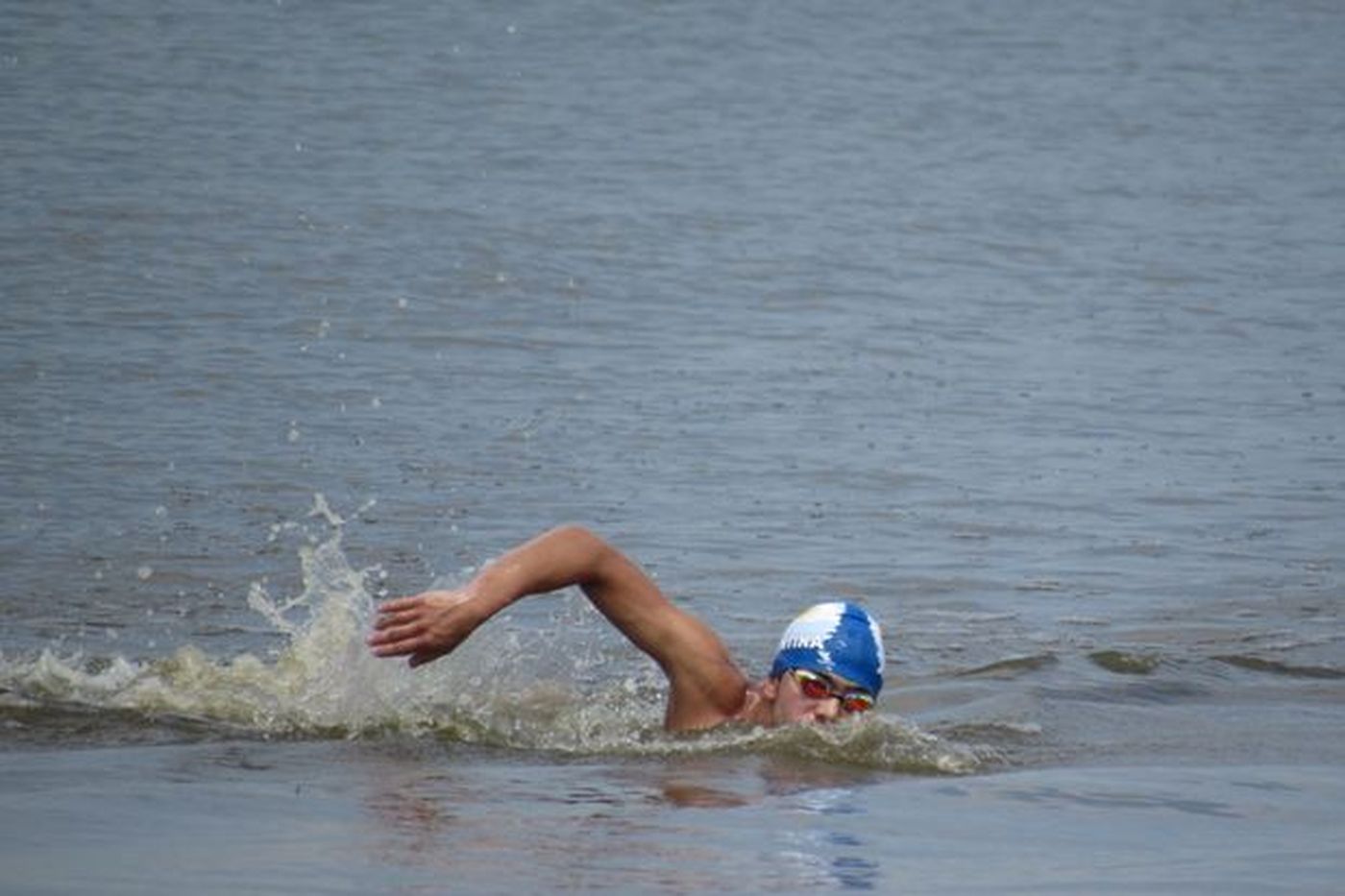 La historia del platense que intentará cruzar a nado el Río de la Plata