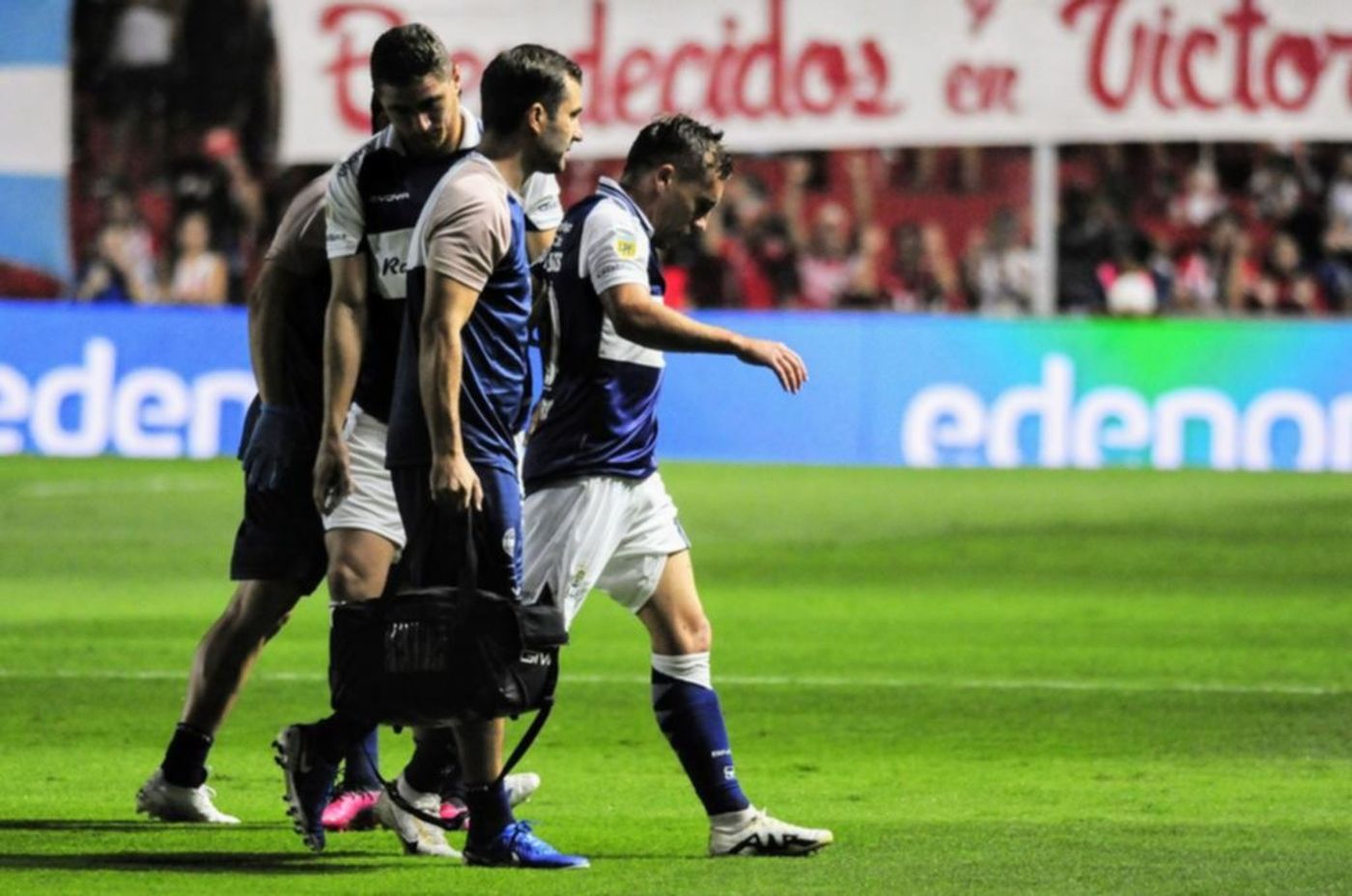 La dura imagen de Pablo De Blasis tras el cruce que lo sacó de la cancha