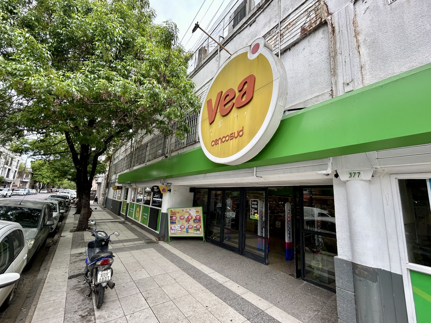 Con la mira puesta en Carrefour, el grupo propietario del supermercado ...