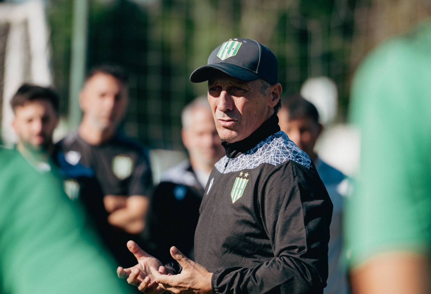 Pedro Troglio debutó con victoria en Banfield y complicó a Gimnasia con ...