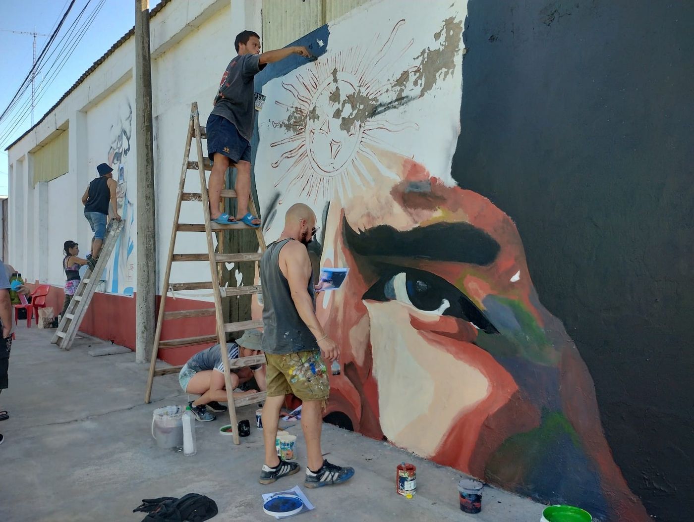 Homenajean a Lumpen Bola en un pueblo bonaerense por un mural de Diego ...