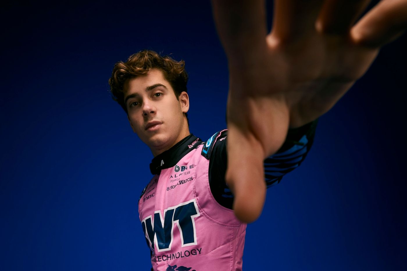 Mientras Franco Colapinto estuvo aburrido en boxes, Jack Doohan volvió a chocar