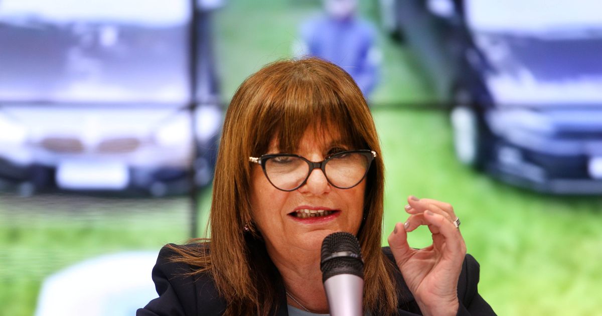 Patricia Bullrich habló en medio de la represión en el Congreso durante ...
