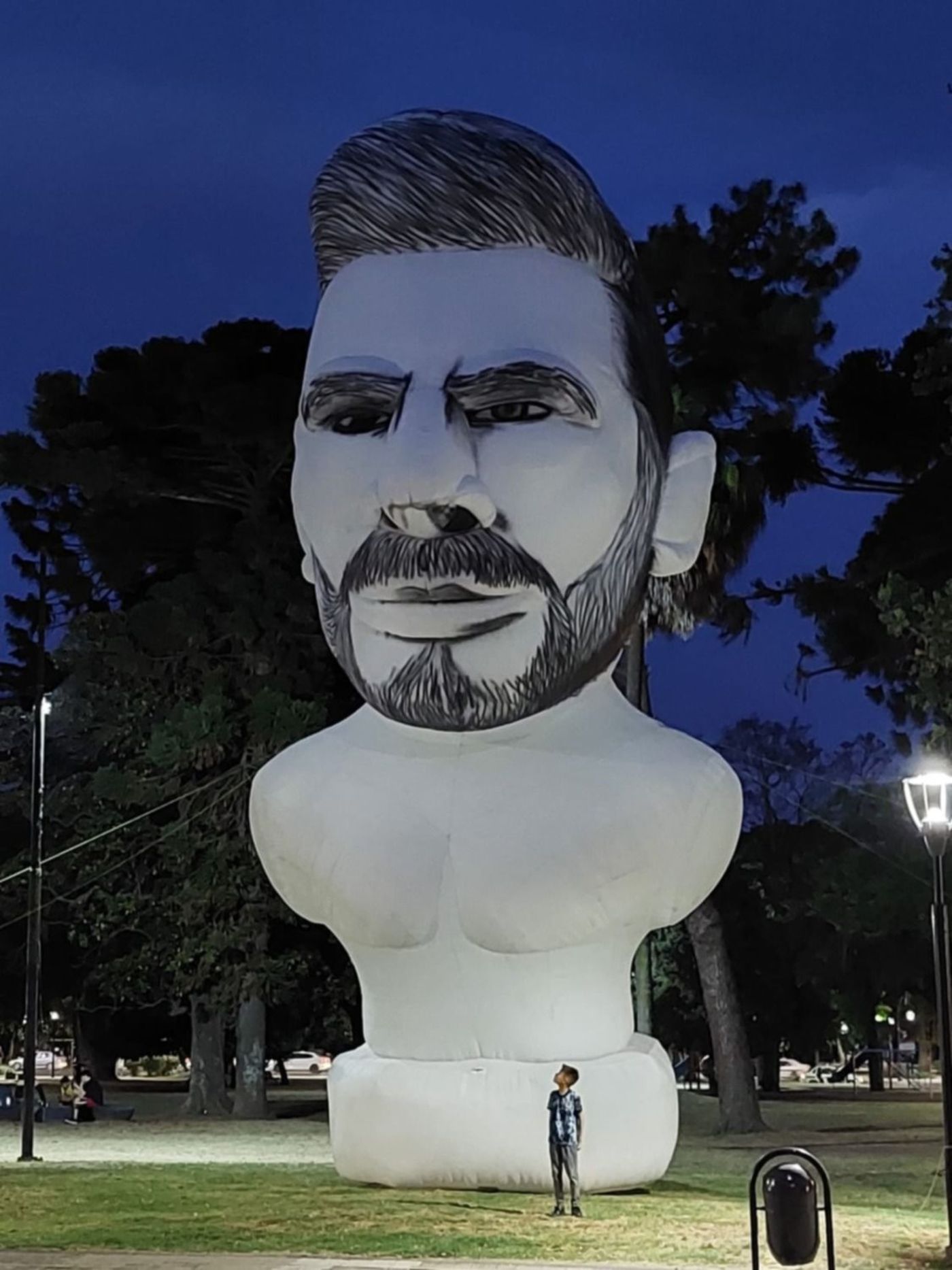 De La Plata al Obelisco, el Messi gigante está listo para un triunfo ...