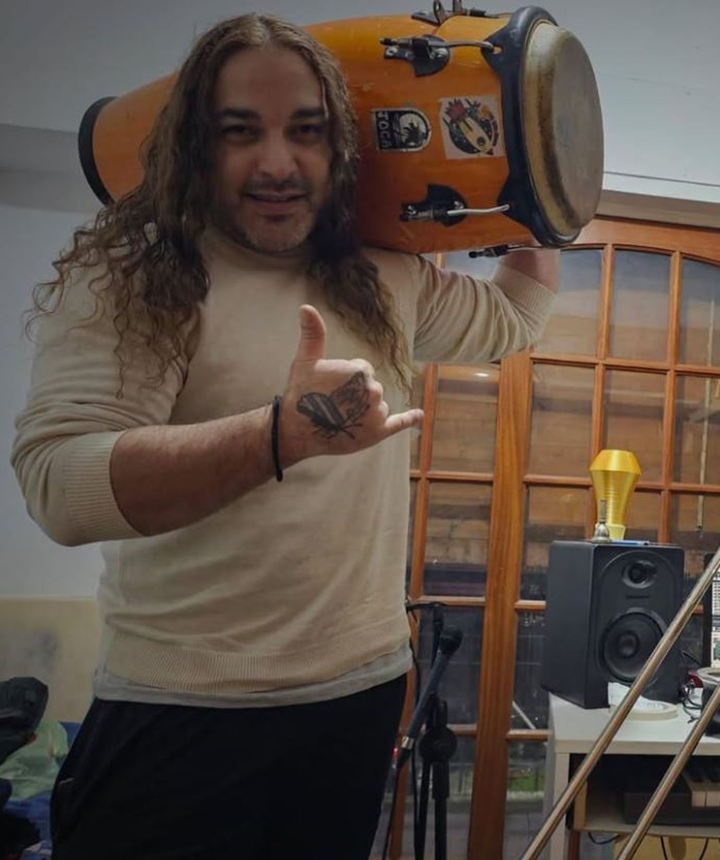 La bronca de la familia de Walter Armand tras la reaparición pública de ...