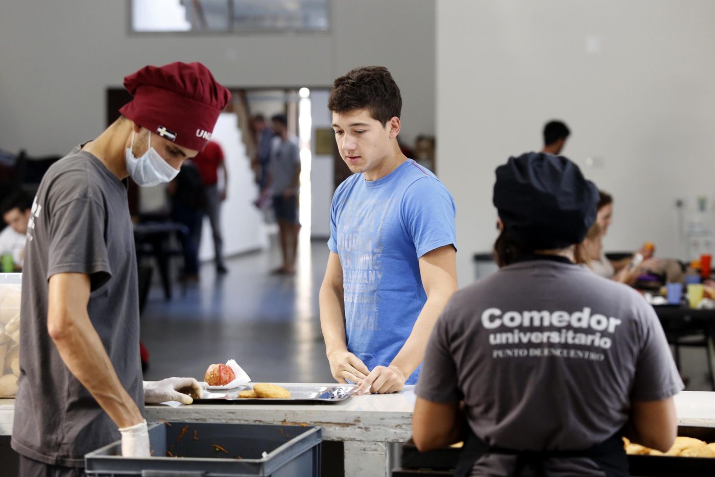 ¿Cuáles son los tres precios del menú del Comedor Universitario, qué ...