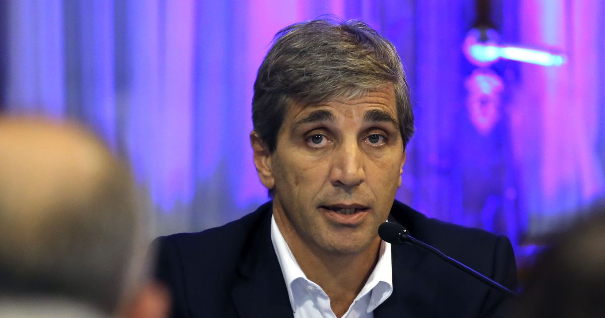 ¿Por qué se demoraron los anuncios de Luis Caputo?