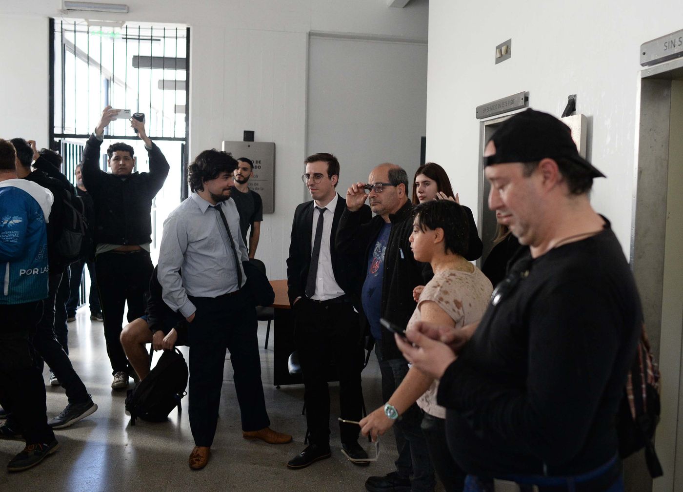 Todas las fotos de la tensión en la UNLP por el escrache a funcionarios ...