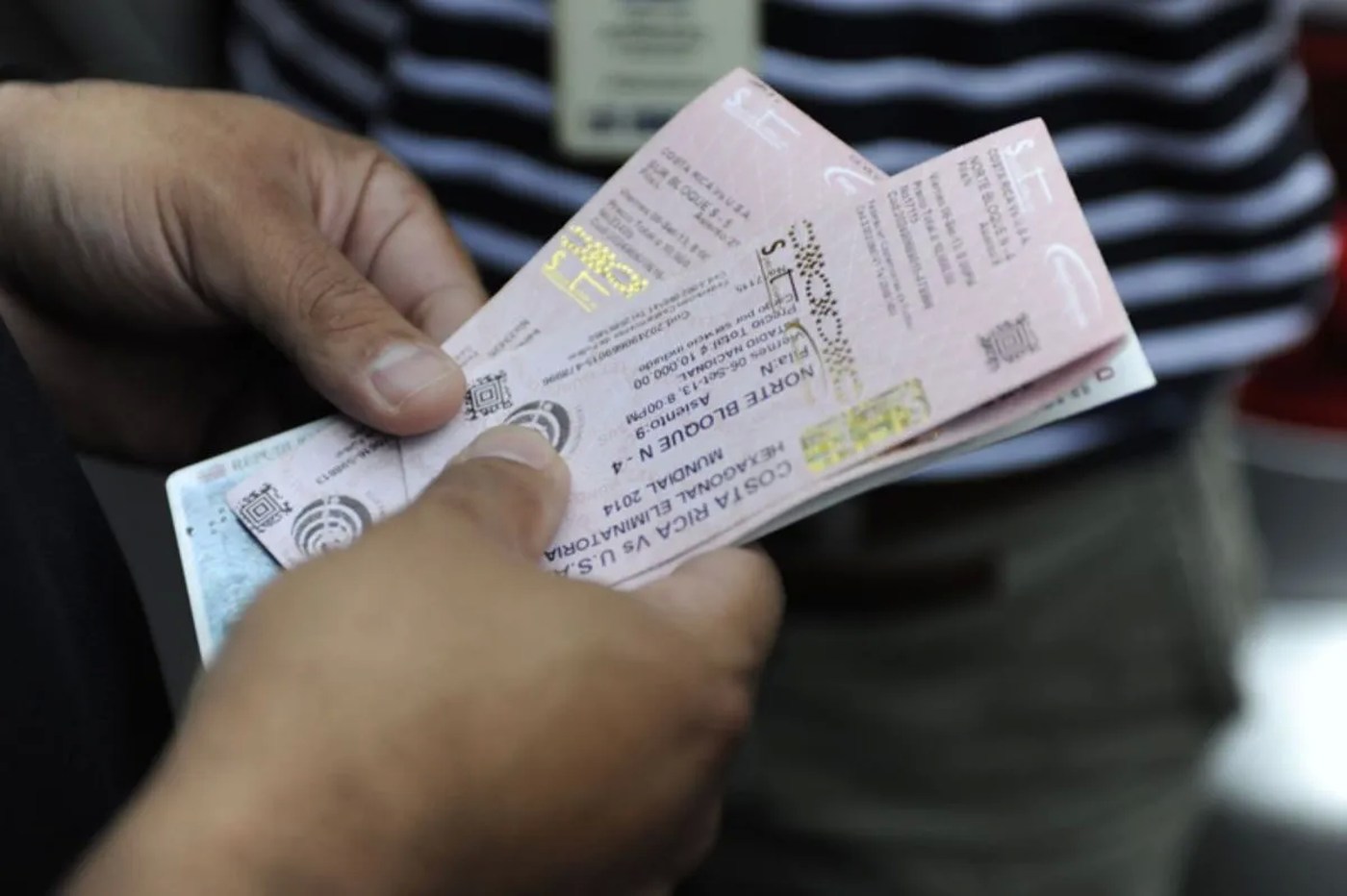 La Ley Ómnibus permite la reventa de entradas en espectáculos y eventos ...