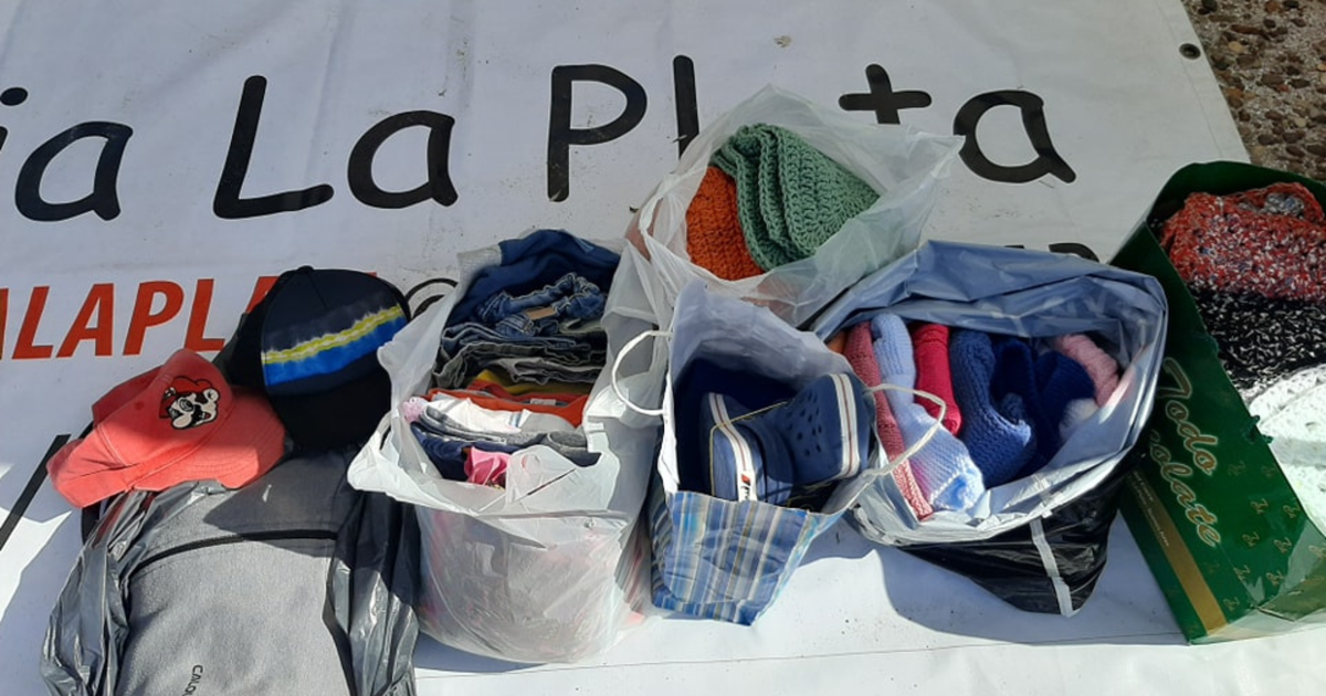 La Red Solidaria de La Plata lanza una colecta para juntar ropa de inverno