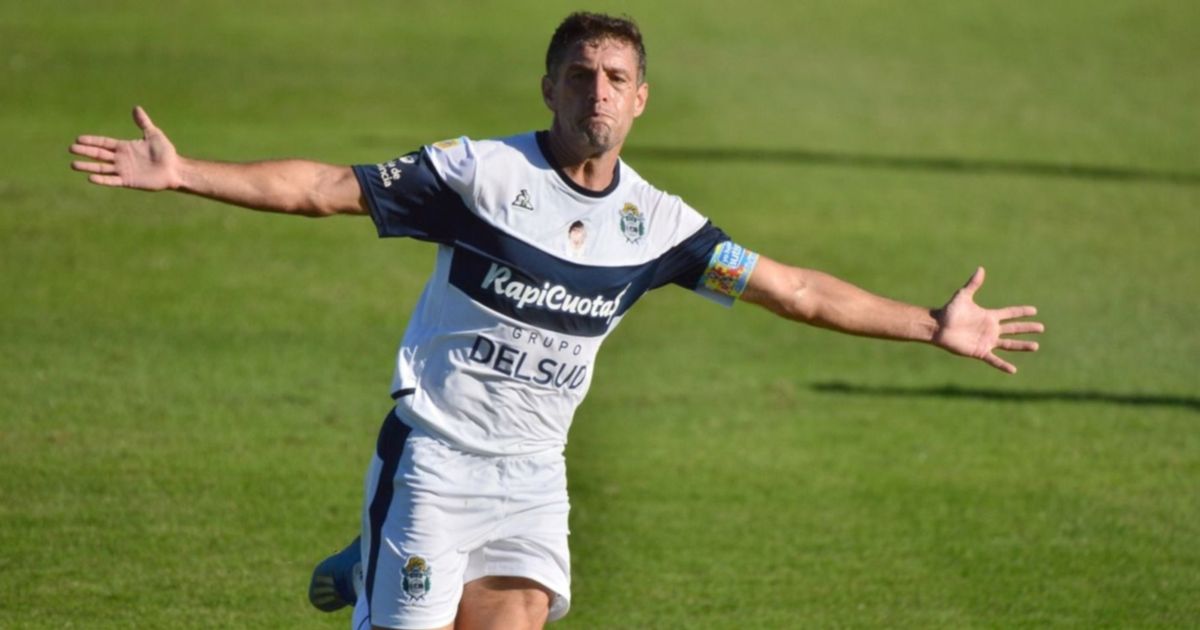 Licht habló sobre su salida de Gimnasia: Me dolió tanto la manera en la ...