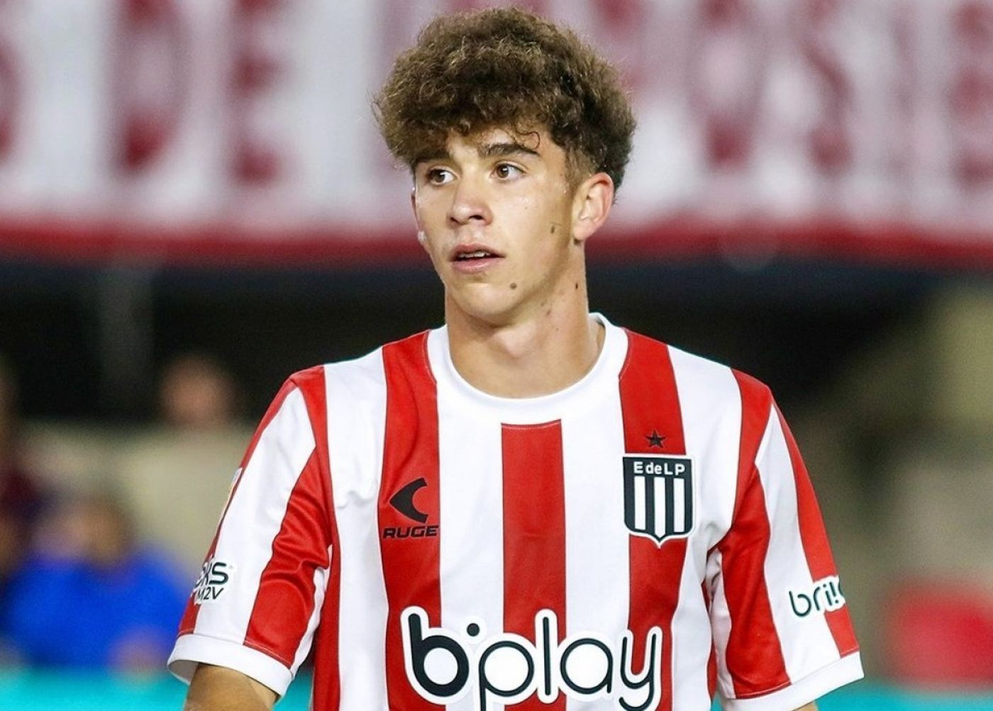 Axel Atum puso el gancho y renovó su vínculo con Estudiantes