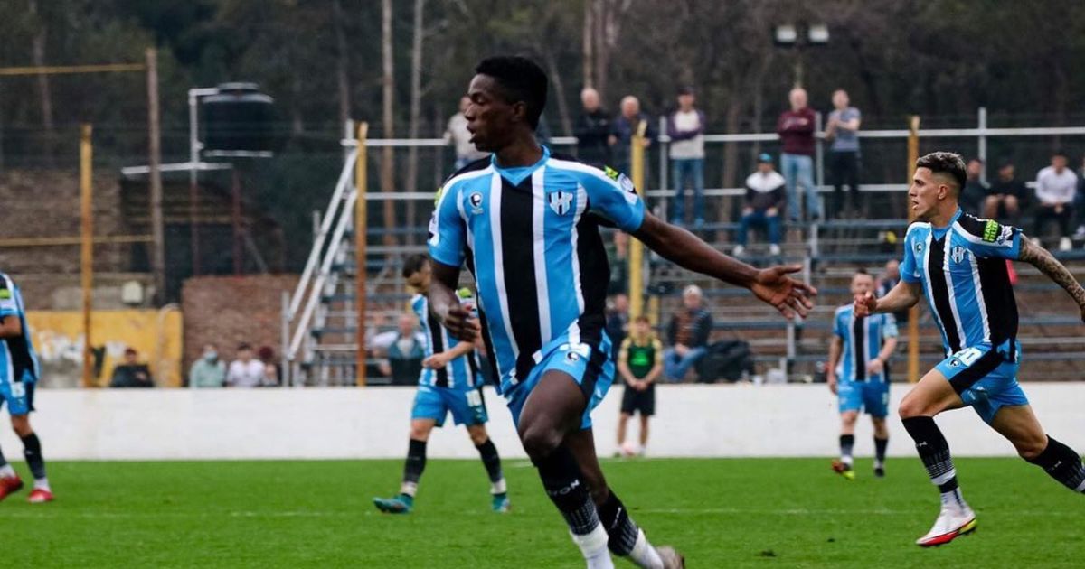 Christian Ebere llega a Gimnasia para continuar con el legado nigeriano