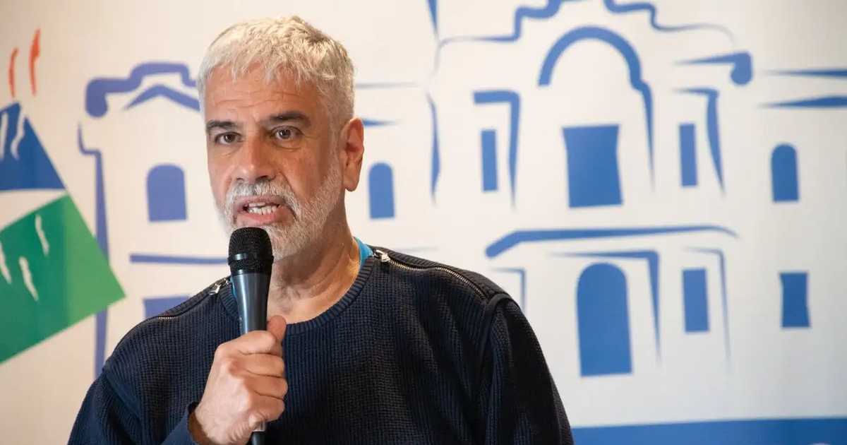 Roberto Feletti presenta su libro De Macri a Milei en el ICP de La Plata