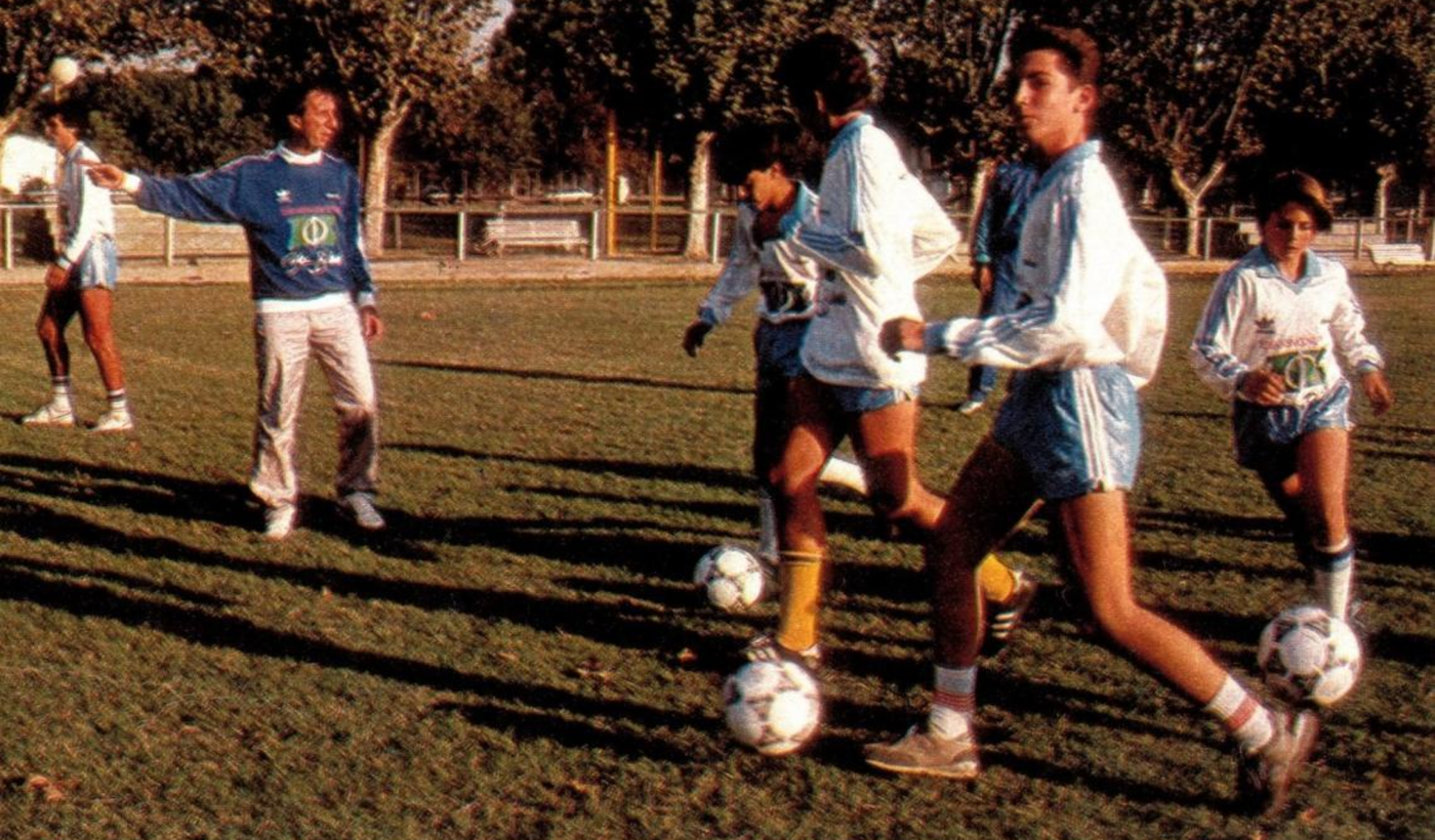 Las leyendas de Carlos Bilardo: la historia de su escuela Internacional ...