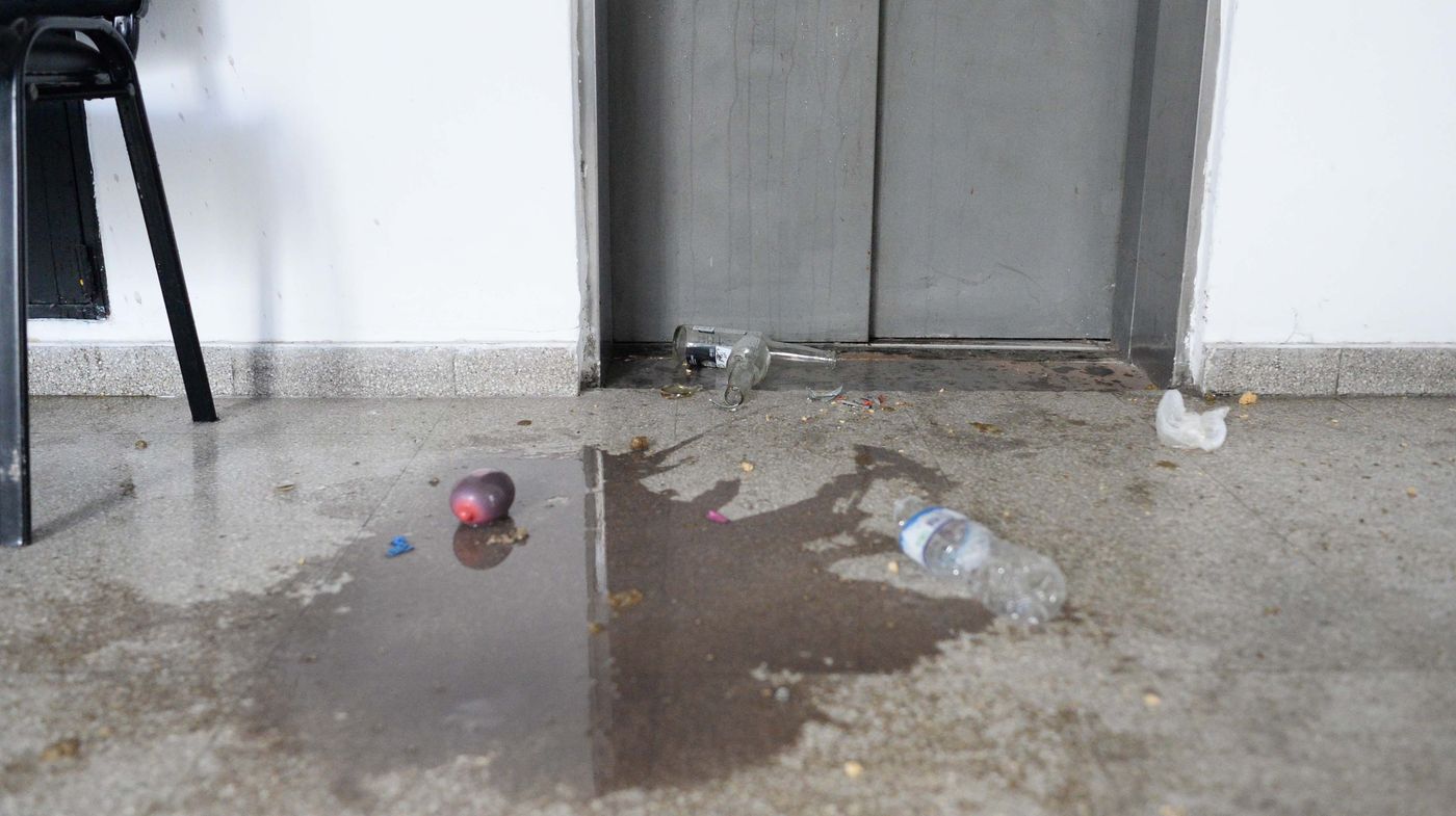 Todas las fotos de la tensión en la UNLP por el escrache a funcionarios ...