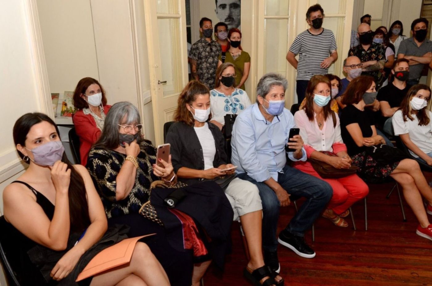 Todos los rojos: las historias detrás de los equipos que eligieron ese ...