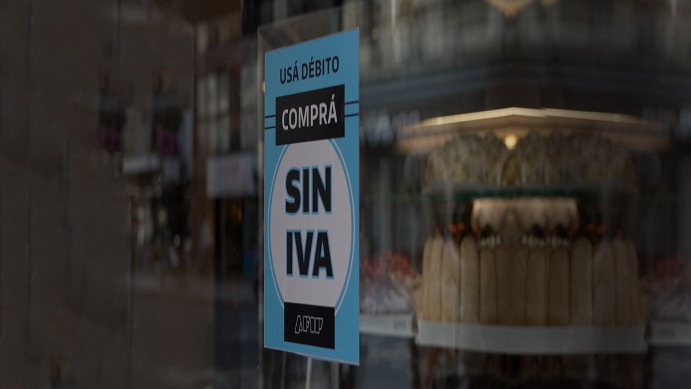 Más de 2,5 millones de trabajadores informales que cobran el refuerzo ingresan al Compre Sin Iva