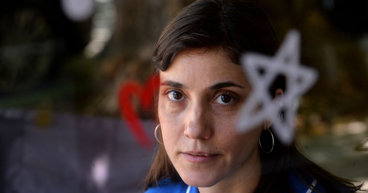 A 7 años del suicidio de Lara Tolosa en un aula del Nacional, habla la madre: El colegio me abandonó