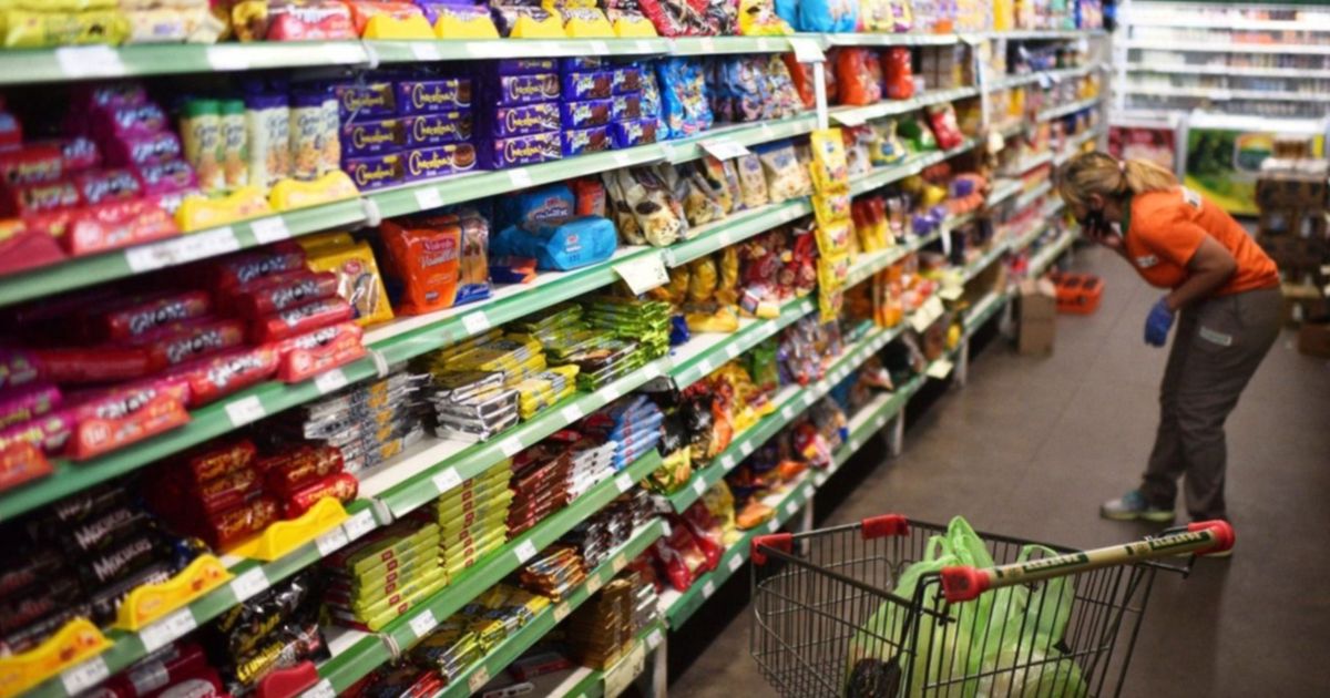 ¿Qué productos de la canasta alimentaria bajaron de precio en los comercios de La Plata?