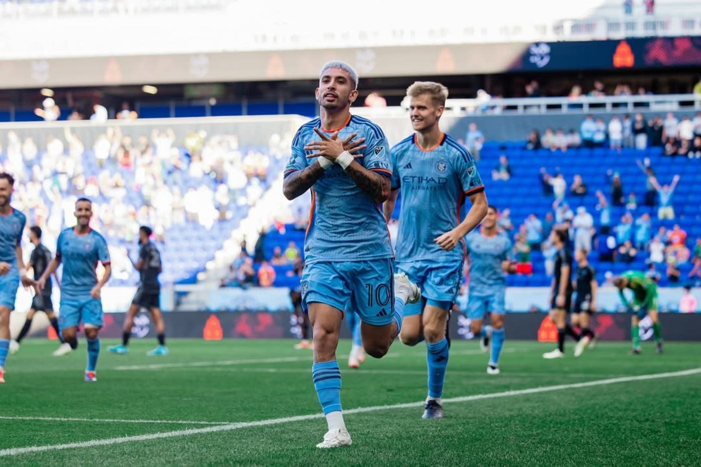 ¿Es posible para Estudiantes reforzarse con Santiago Rodríguez Molina?