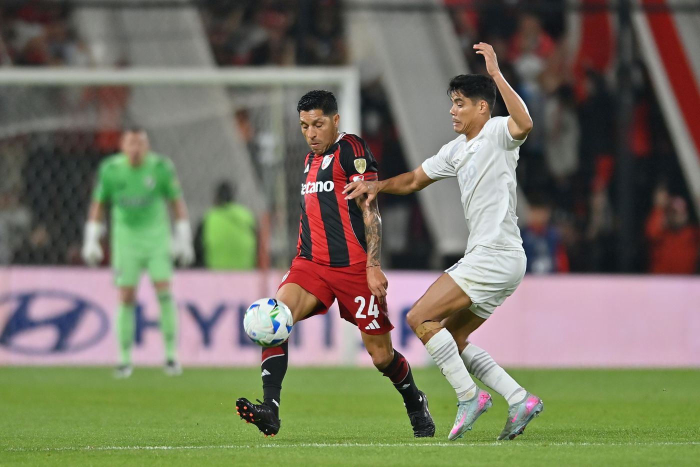 Enzo Pérez llegó a un acuerdo con un equipo del fútbol argentino para ...