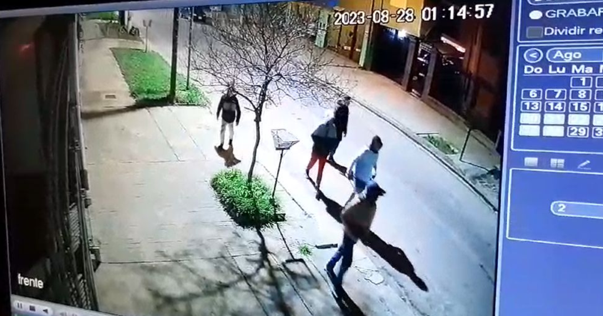 VIDEO: Un expolicía se defendió de un robo en La Plata y echó a tiros a ...