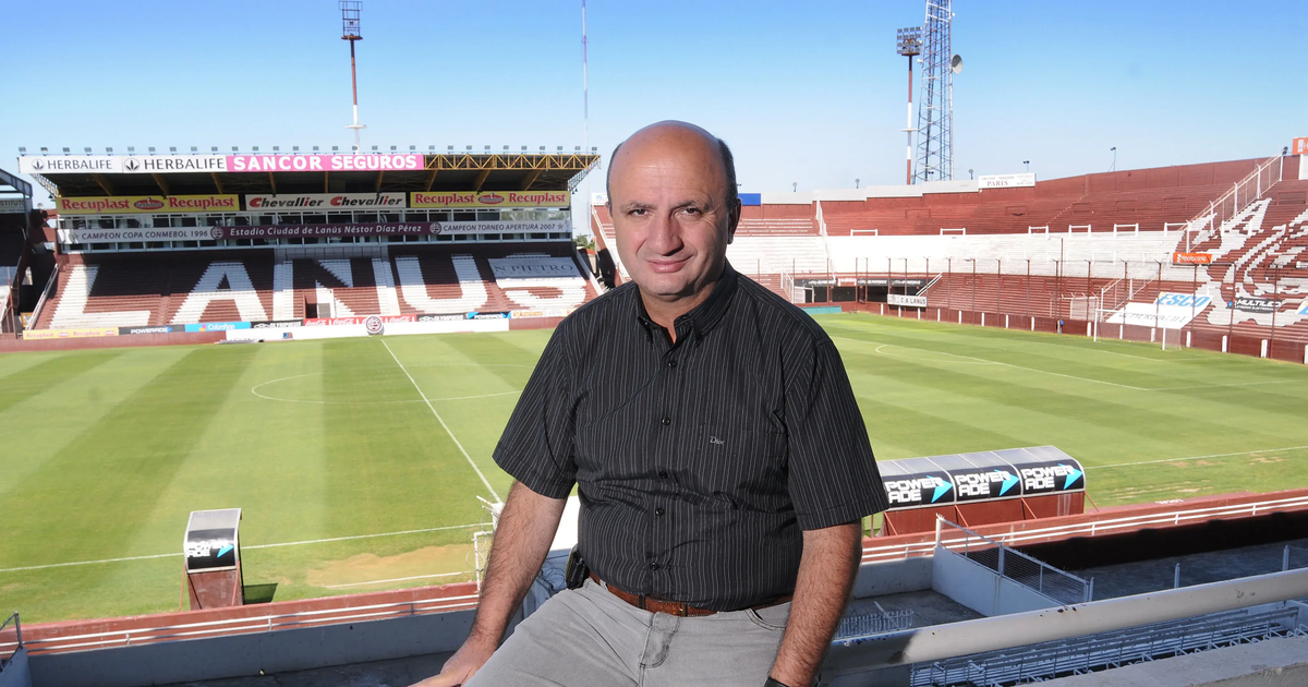 Nicolás Russo, presidente de Lanús, se sumó a la polémica guerra entre ...