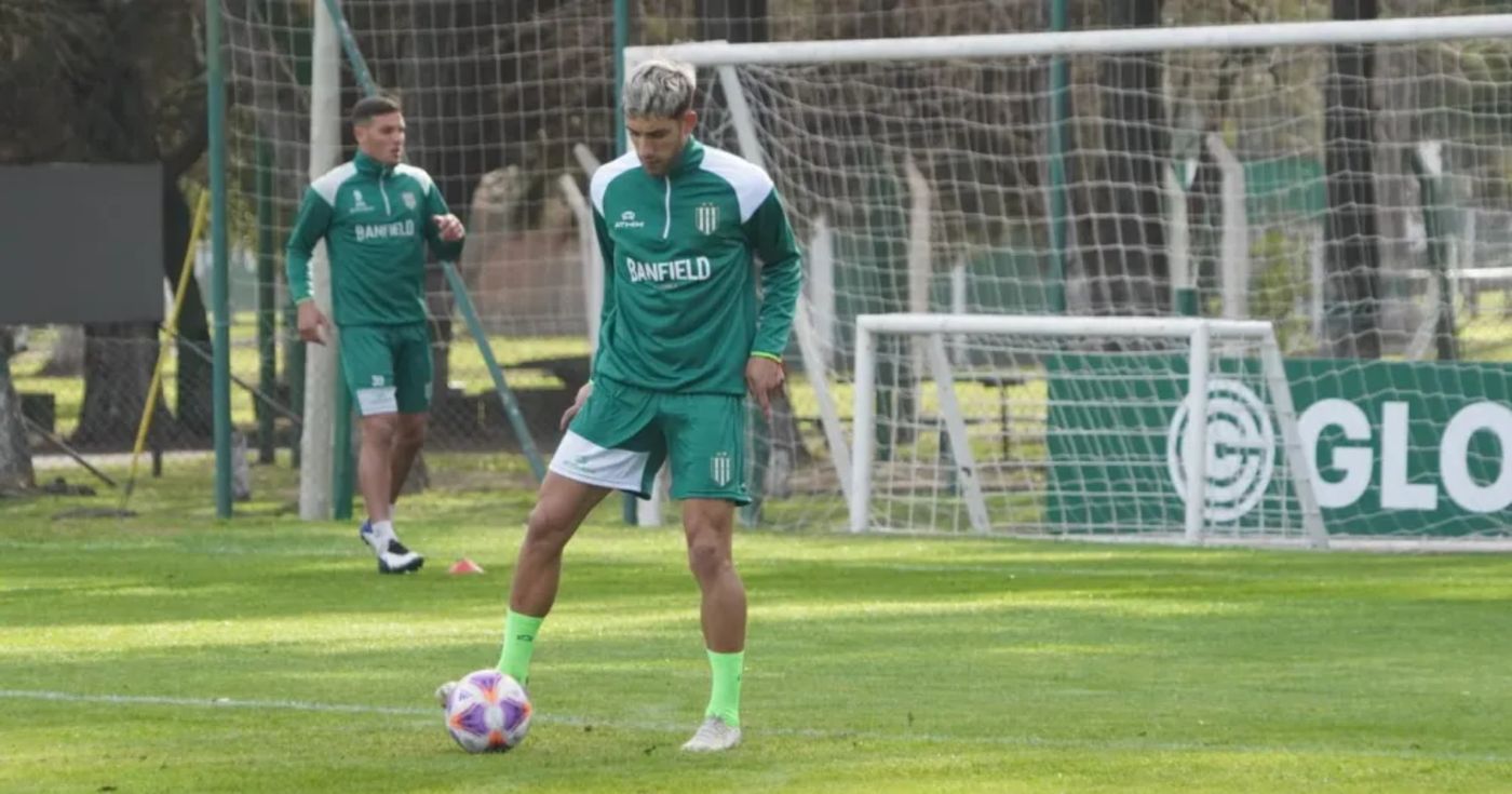 Gimnasia avanzó en silencio por el tercer refuerzo