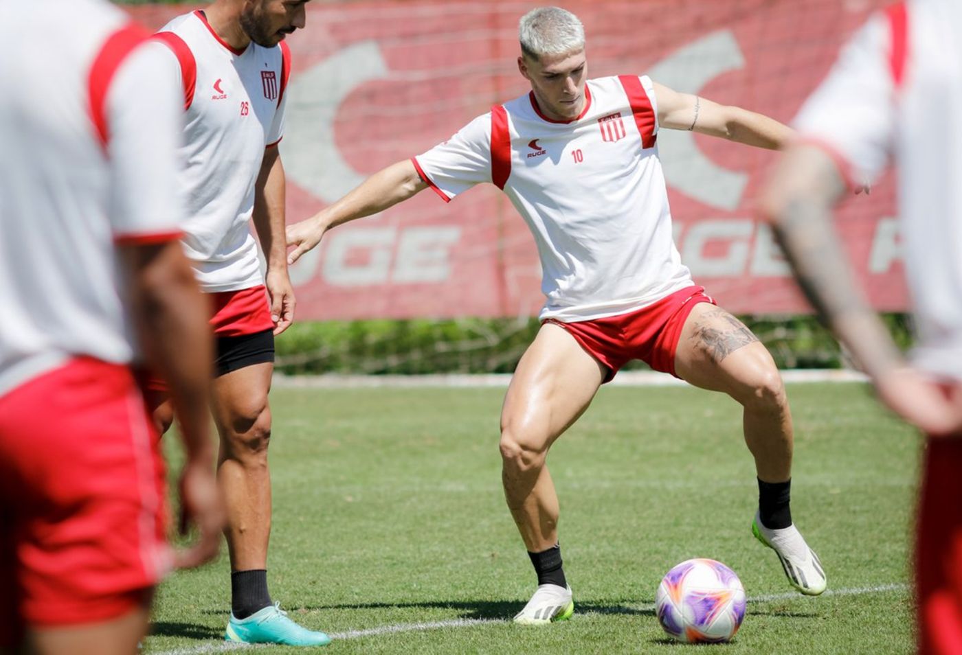 Estudiantes acuerda la venta de Benjamín Rollheiser a Benfica