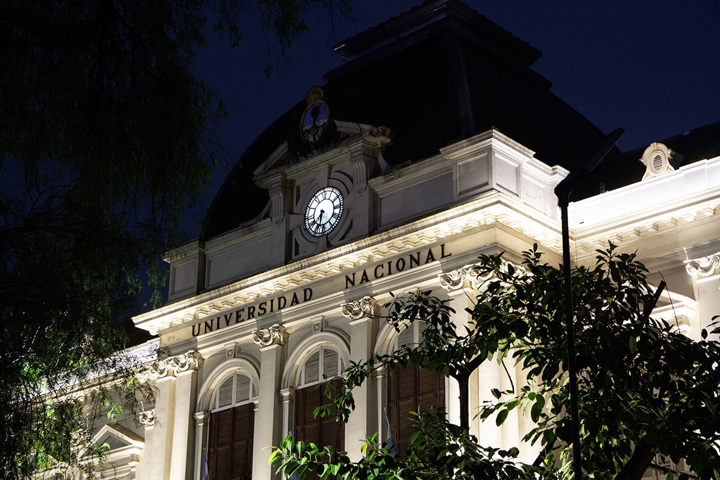 Puesta en valor: la fachada del Rectorado de la UNLP tiene nueva ...