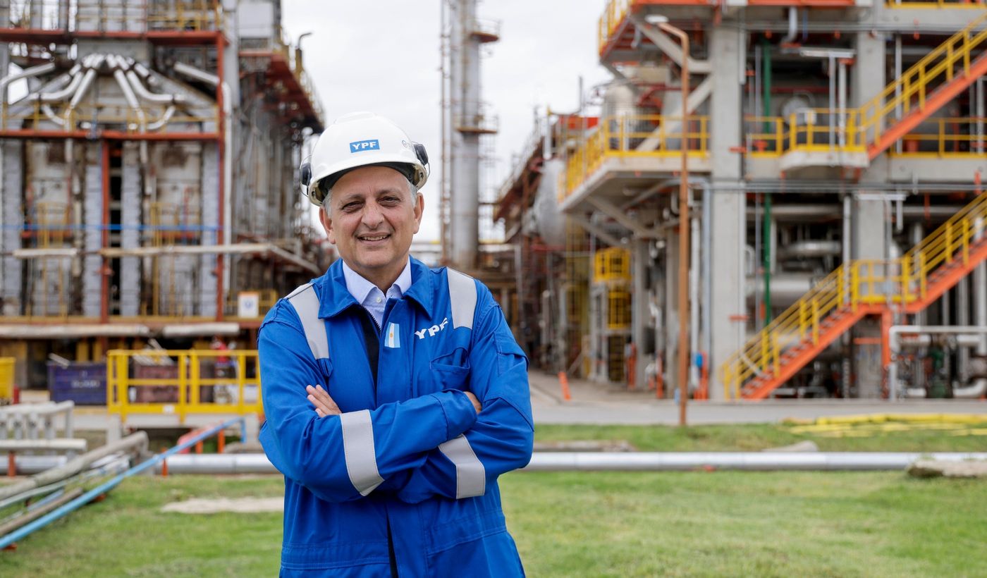 A 100 años de su creación, la Refinería de YPF se consolida como motor ...