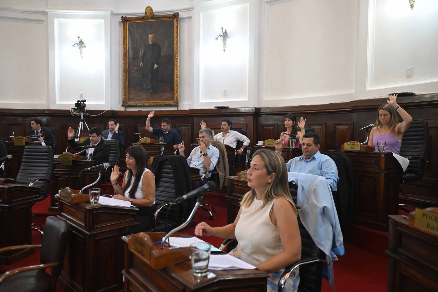 La reforma laboral generó debate, cruces y chicanas en el Concejo ...
