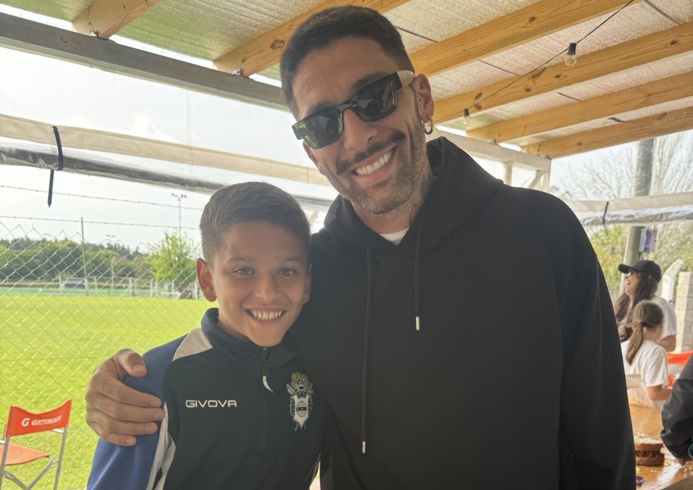 Lucas Castro sorprendió a Benjamín Angulo, el pibe Lobo que la rompe en ...