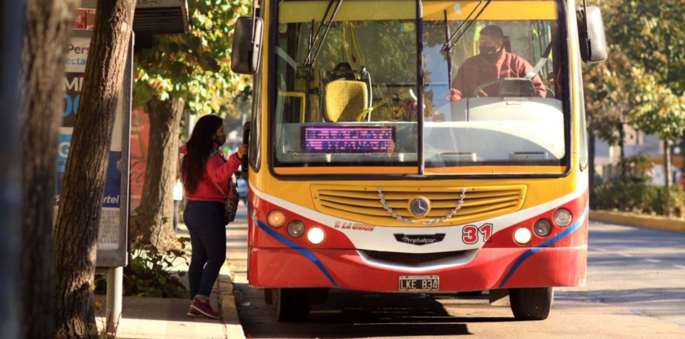 Transporte pagó los subsidios adeudados y las líneas de micro funcionan ...