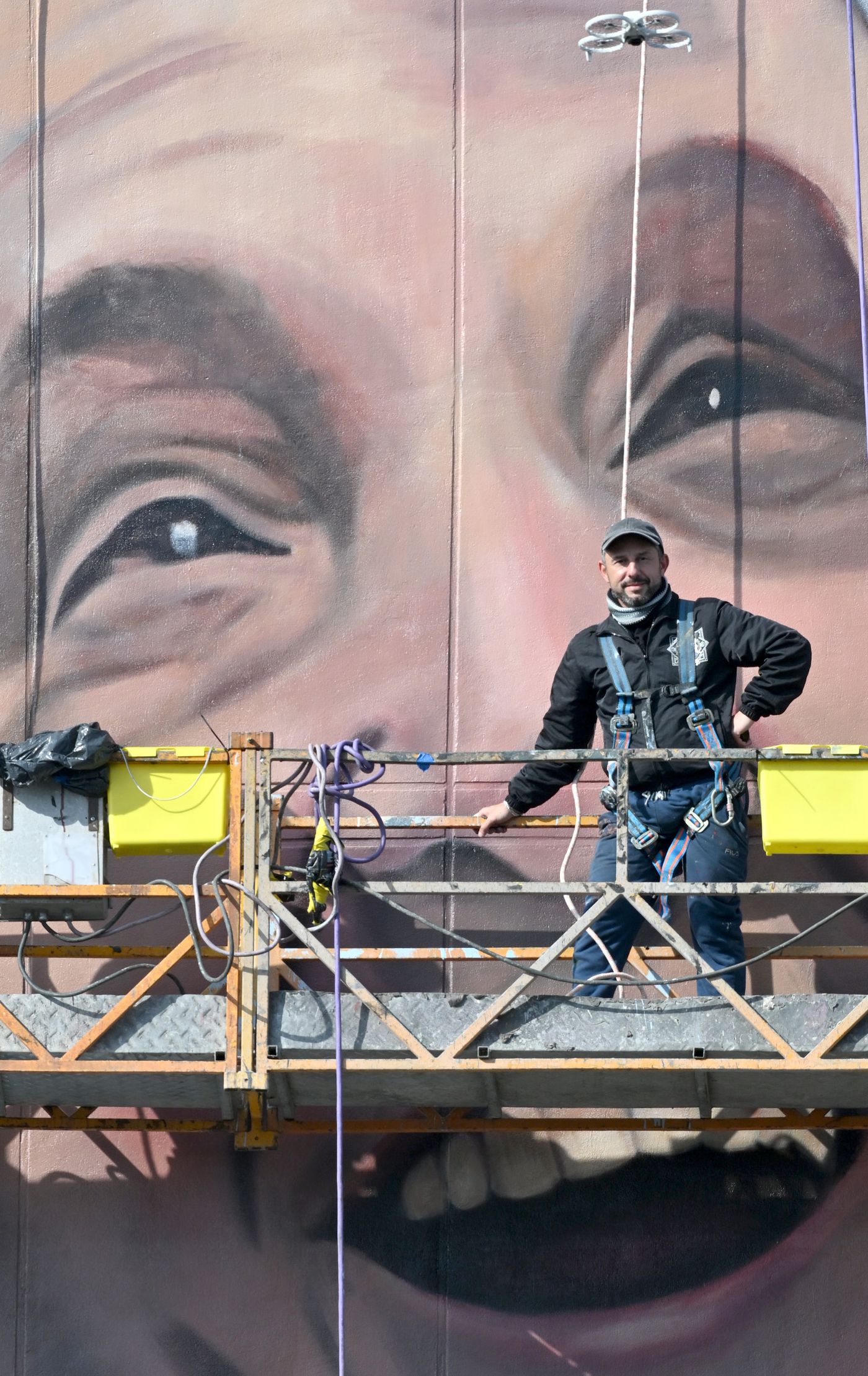 Martín Ron, el artista que pintó al papa Francisco: Mis murales se convierten en amigos de la gente