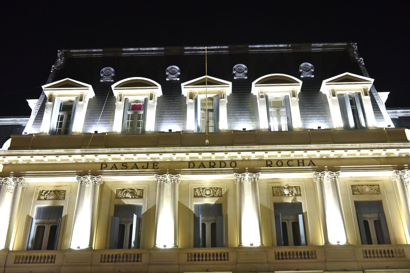 El Pasaje Dardo Rocha será sede de tres exposiciones artísticas gratuitas