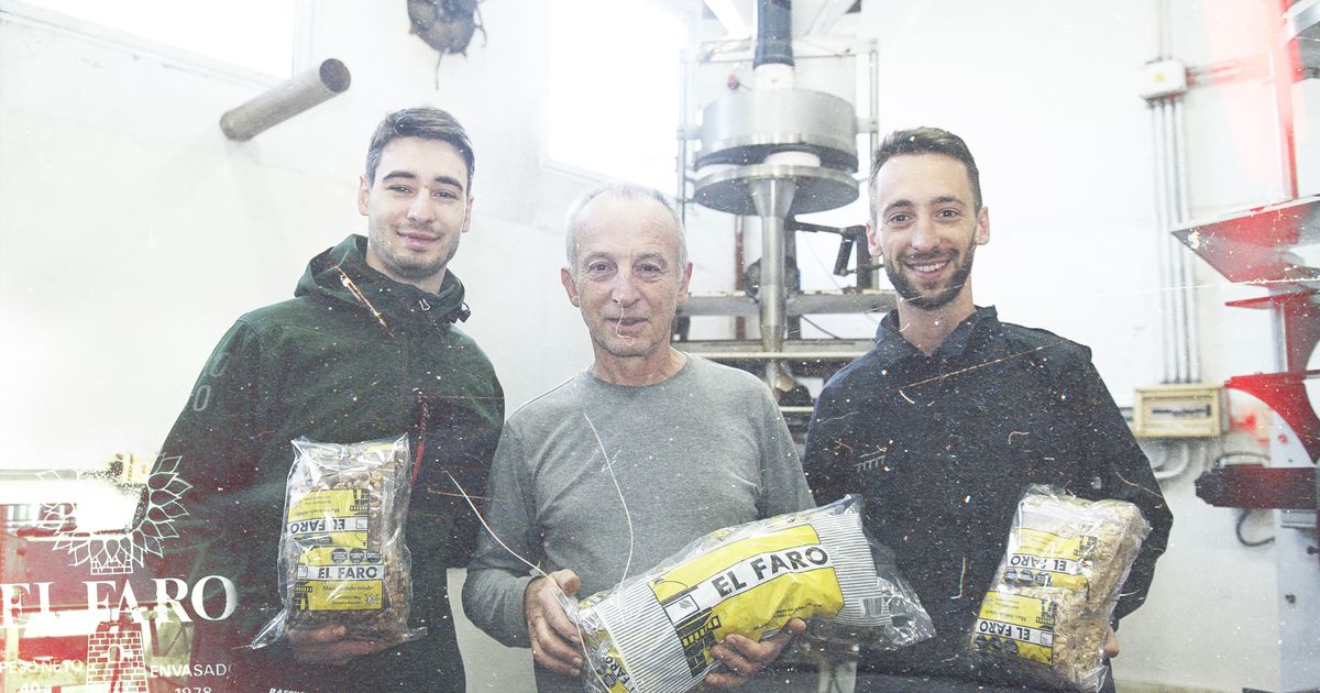 La historia de las semillitas en las canchas de La Plata: un producto ...