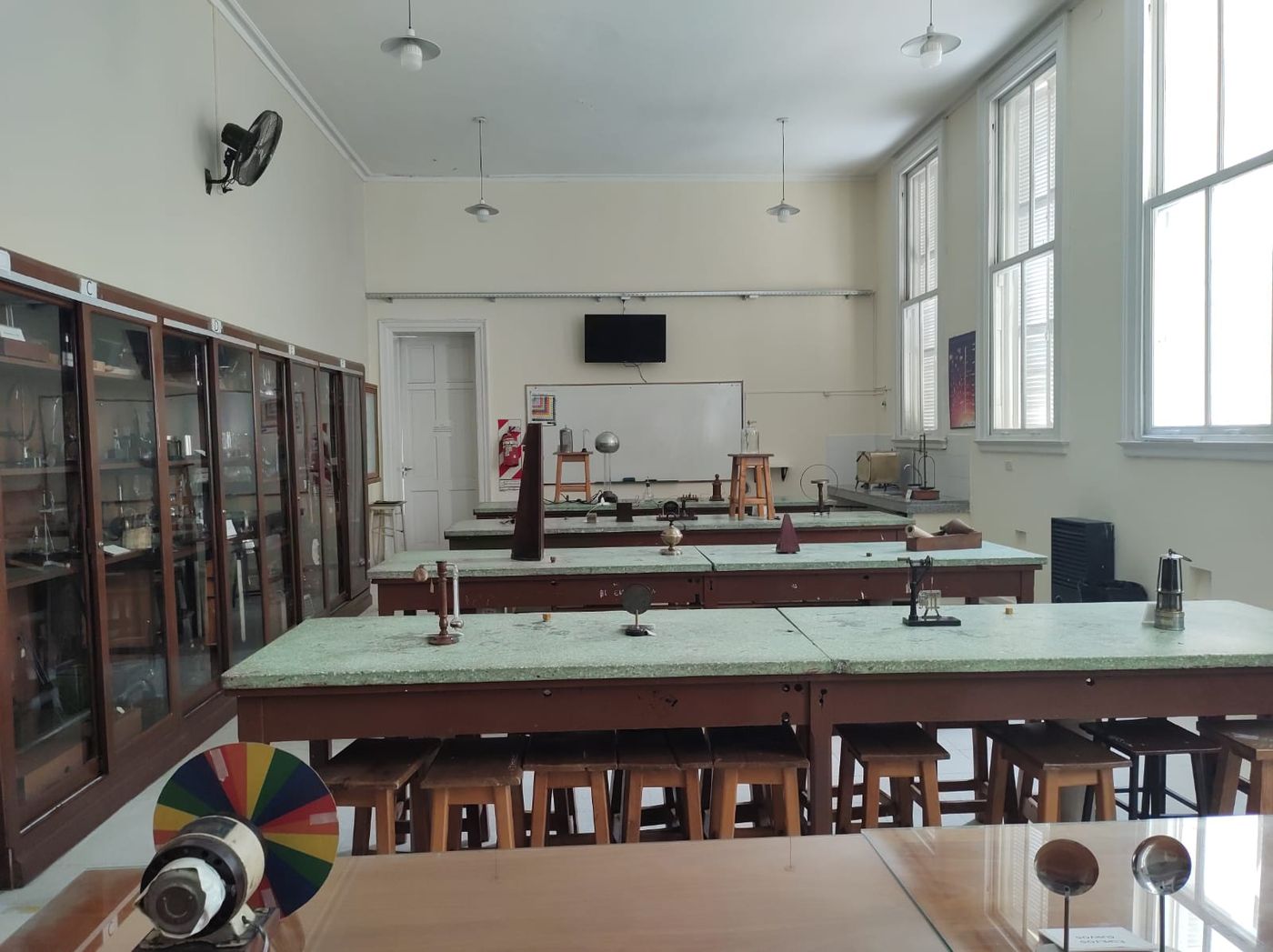 El Liceo Víctor Mercante vuelve a ser un museo a la luz de la luna